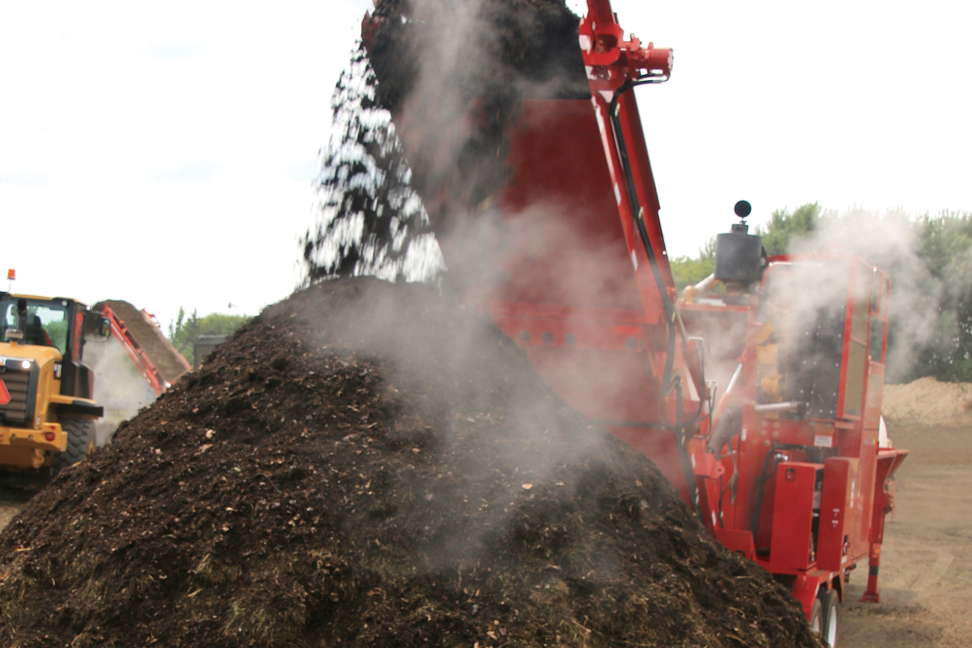 Compost Grinders | Organic Waste Grinding & Screening Machines