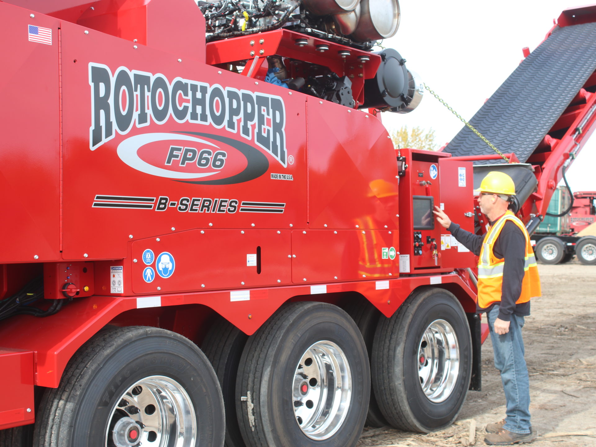 Grinders, Shredders, Conveyors, & Trommels by Rotochopper