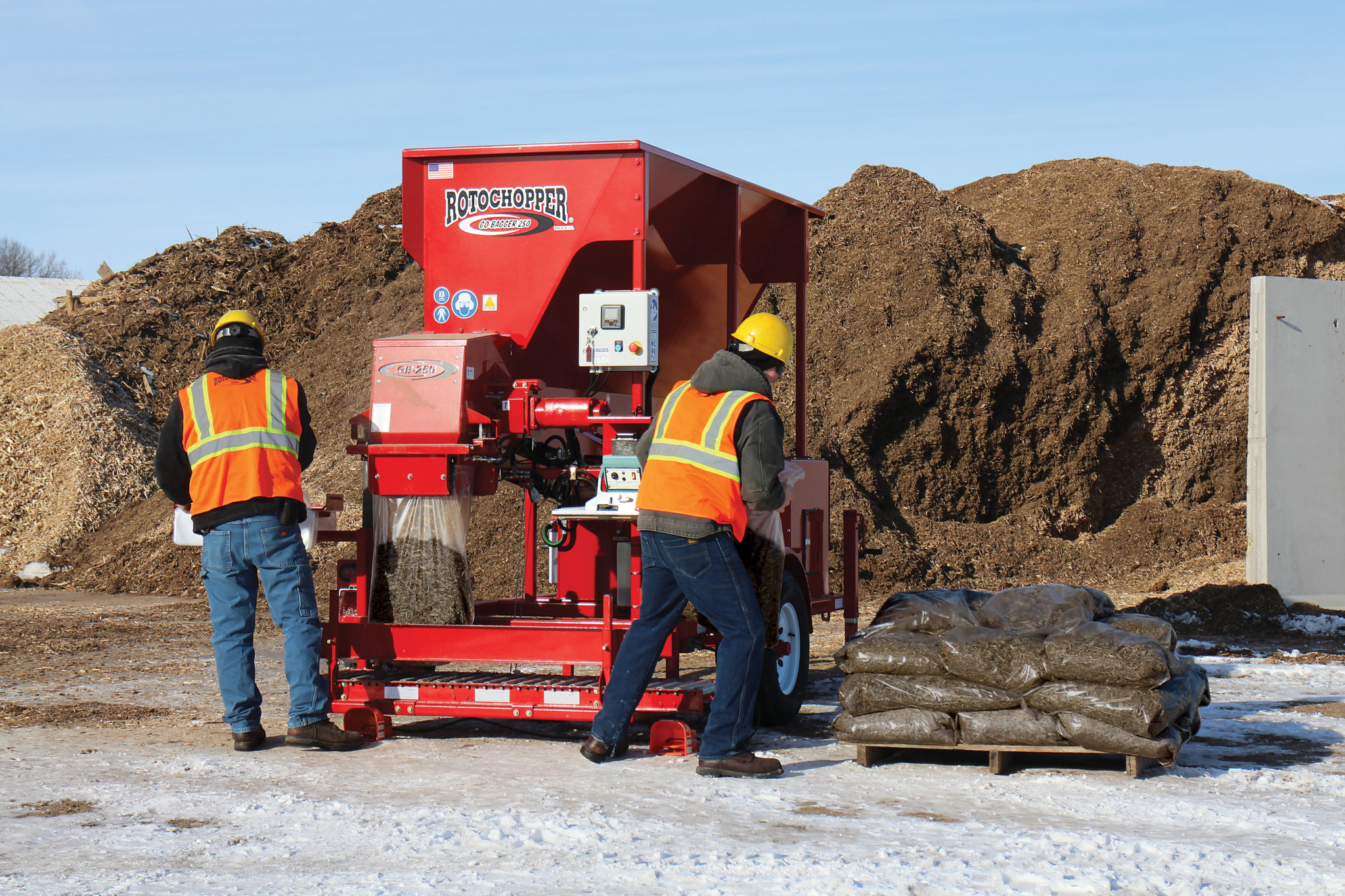 Compost Grinders | Organic Waste Grinding & Screening Machines