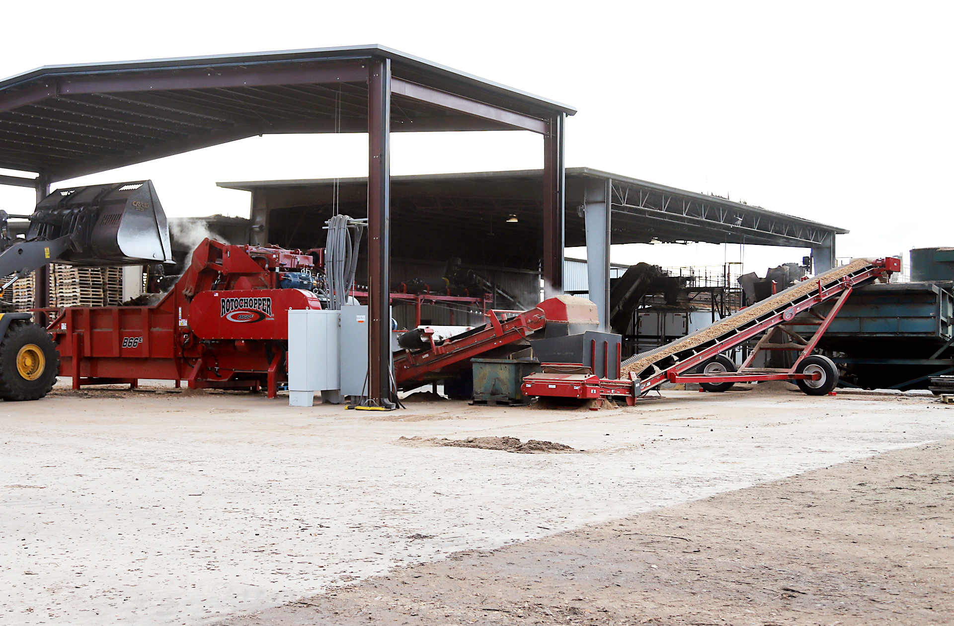 Conveyor Systems | Radial, Tracked & Portable Stacking Conveyors